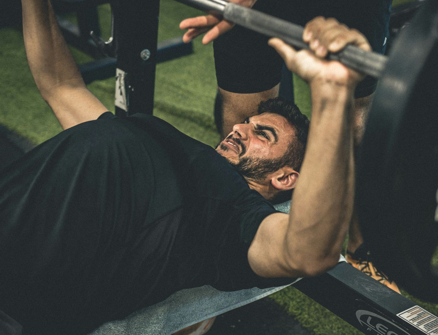 10 Chest Exercises That Get You Sculpted Pecs & 10 Tips To Do Them ...