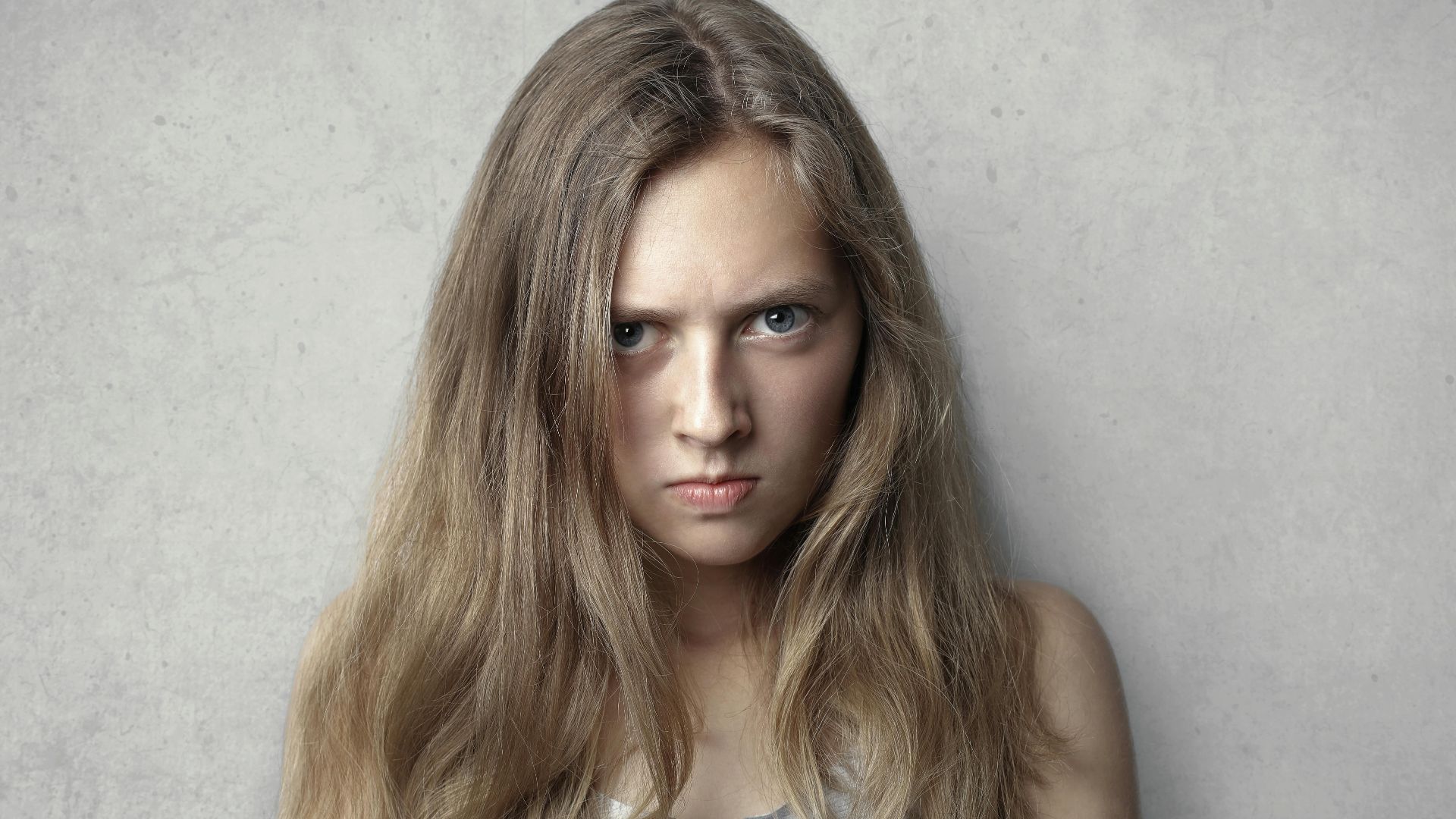 10 Signs You Have Anger Issues & 10 Management Tips To Try - HealthByWealth