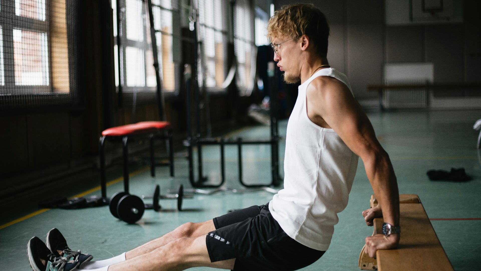 20 Exercises To Help Tone Bat Wing Arms - HealthByWealth