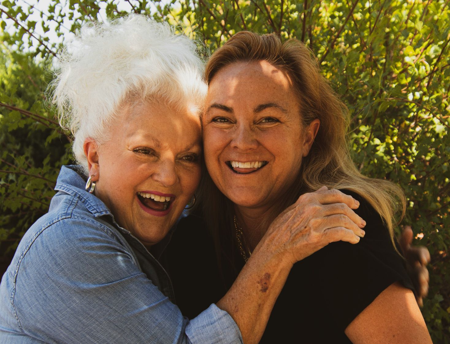 10 Health Benefits Of Socializing & 10 Ways To Build Community In Your ...